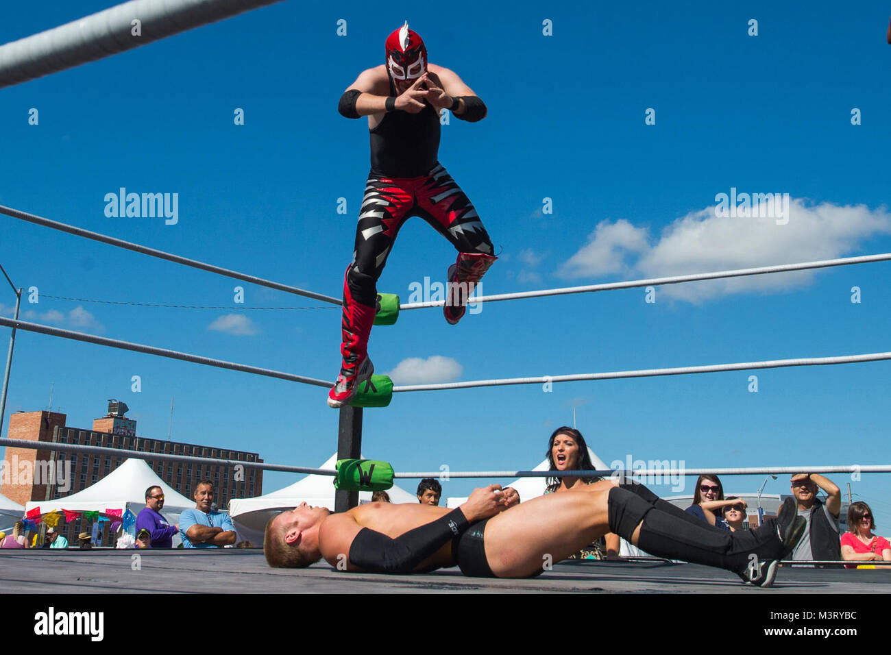 Sentai sentai hi-res stock photography and images - Alamy