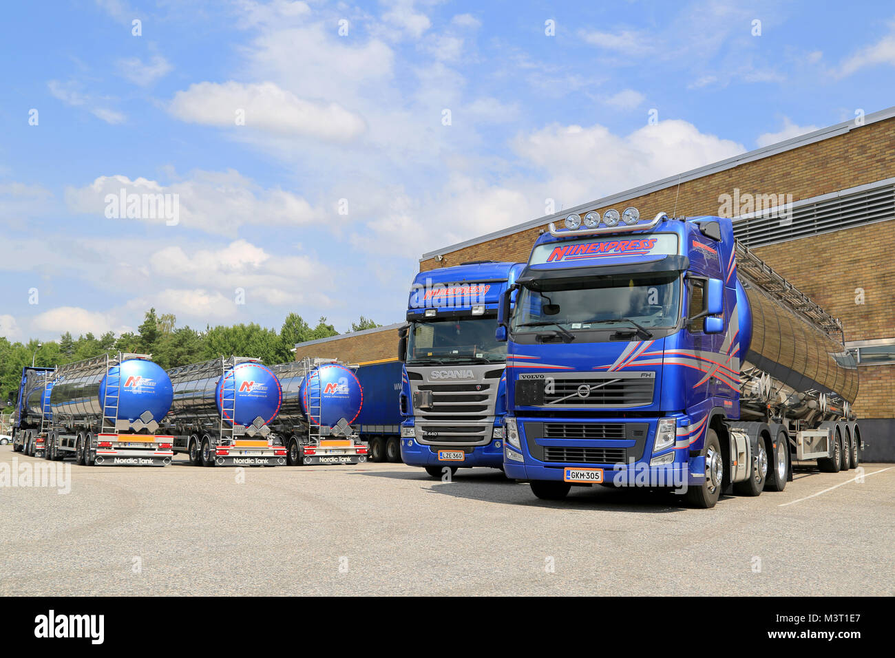 Tanker fleet hi-res stock photography and images - Alamy