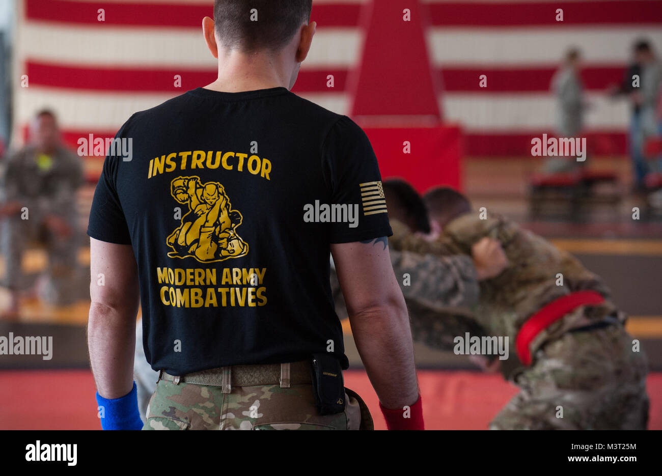 U.S. Army Master Sergeant Richard Silva, an army combatives instructor ...