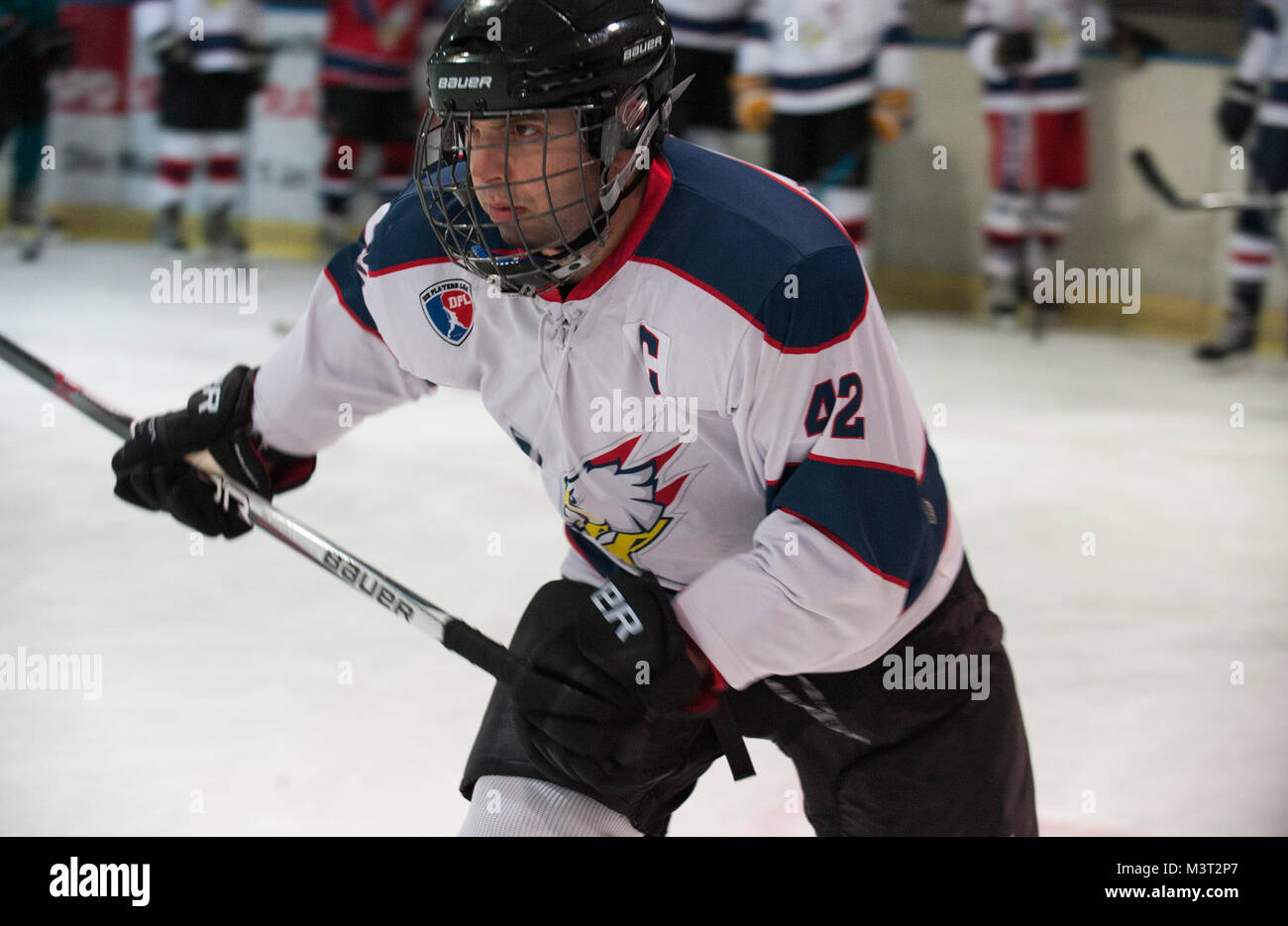 U.S. Army Adam Henderson, a coach with the Kaiserslautern Military ...