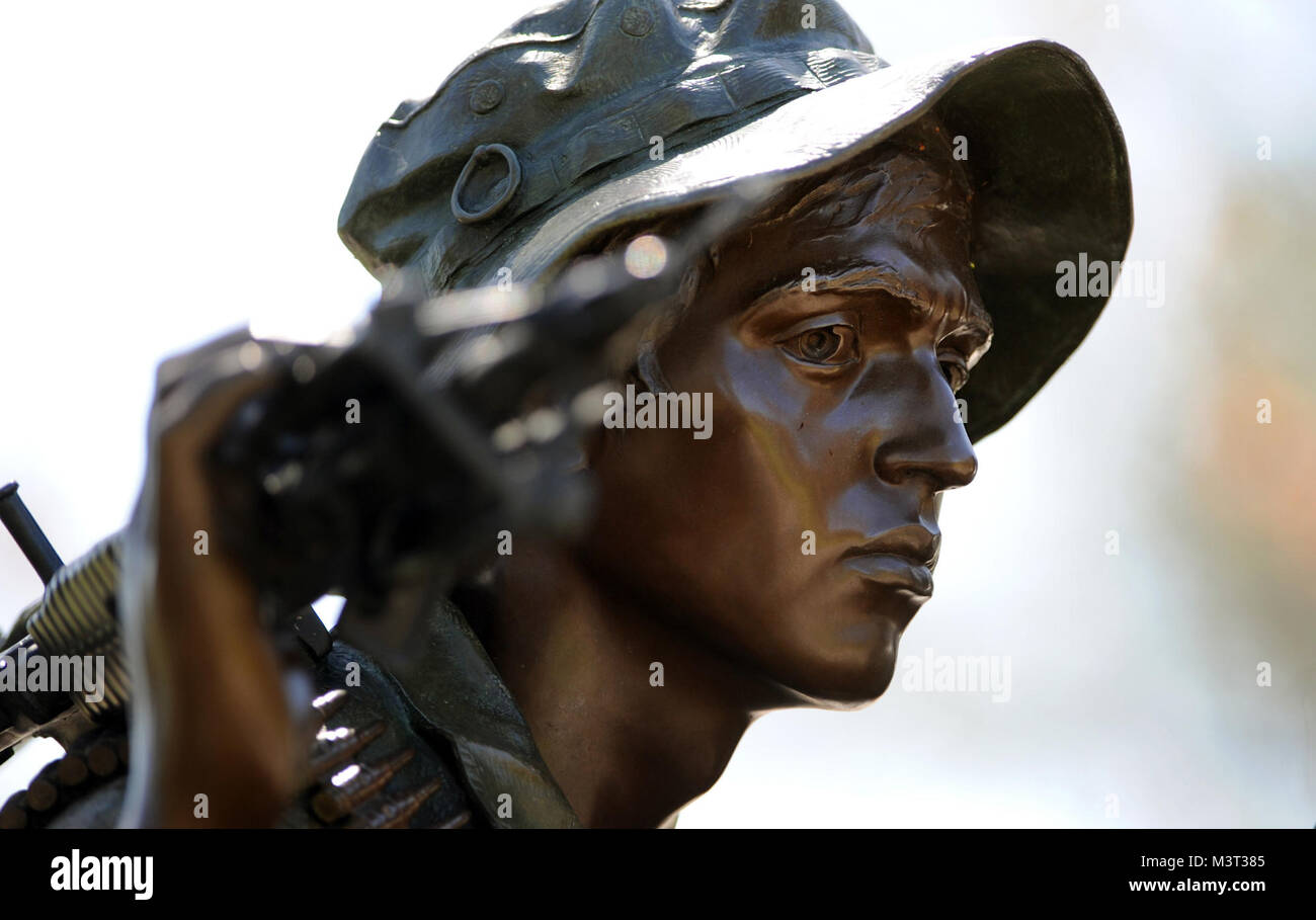 The Three Servicemen (Sometimes called The Three Soldiers) statue ...