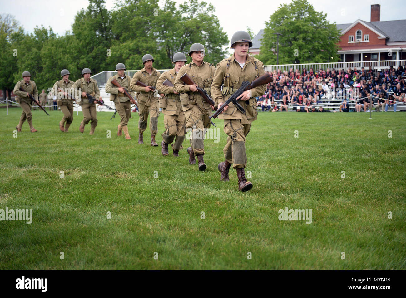 World War II era soldiers from the 3rd U.S. Infantry Regiment (The Old ...
