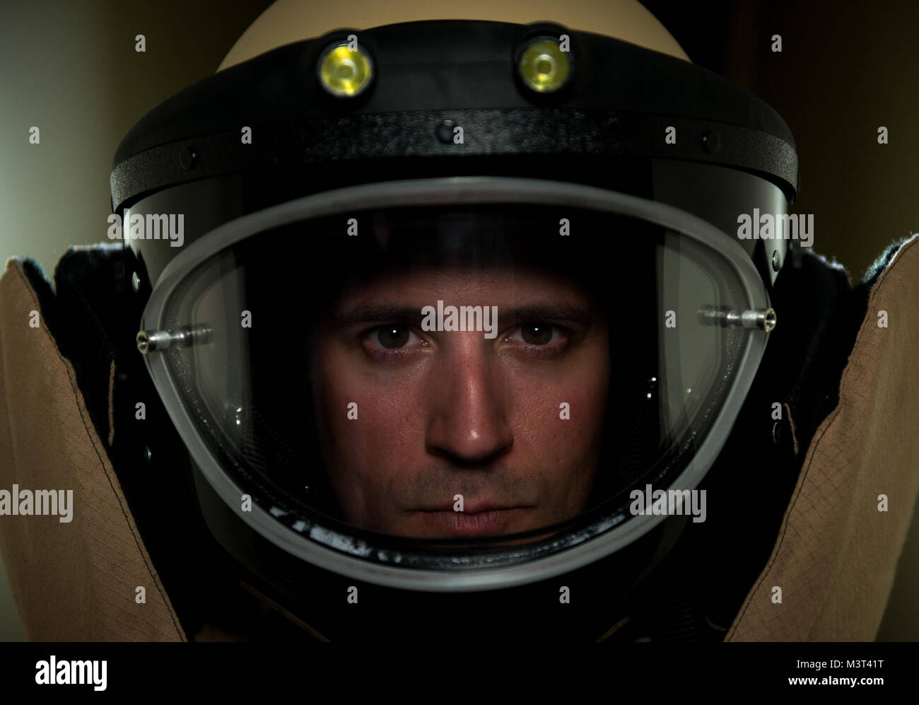 Staff Sgt. Jeffrey Queer wears a Med-Eng EOD 9 Bomb Suit. The EOD 9 ...