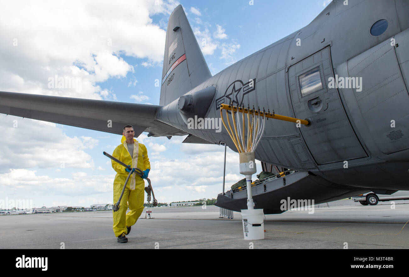 Tech. Sgt. Thomas Neiswanger, 910th Maintenance Squadron, carries a ...