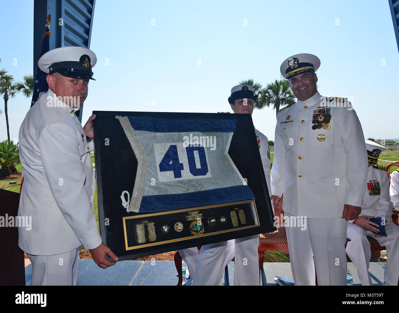 Senior chief sonar technician surface hi-res stock photography and ...