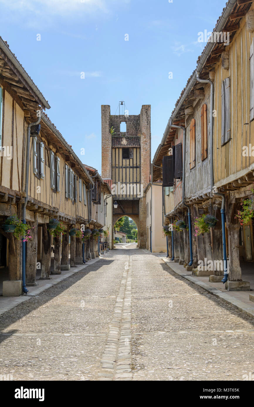 Gascon Village France at Ricky Middleton blog