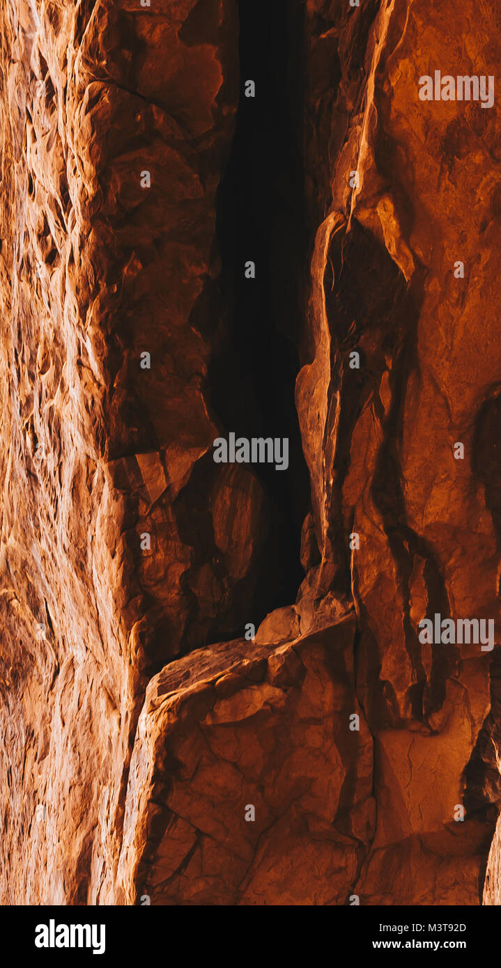 Red stone/rock texture pattern background Stock Photo - Alamy