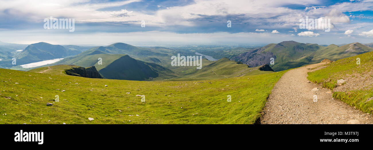 Walking down from Mount Snowdon on the Llanberis Path, Snowdonia ...