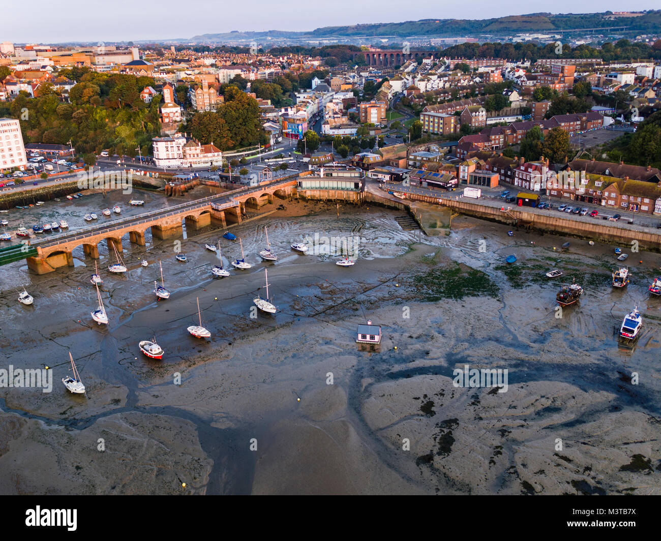 Folkestone kent aerial hi-res stock photography and images - Alamy