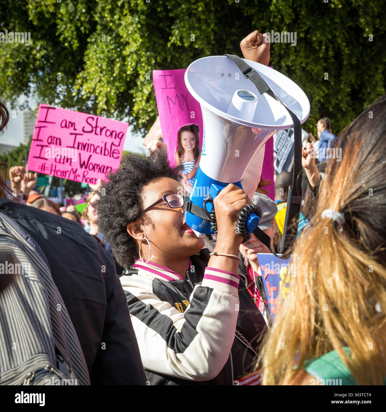Woman march hi-res stock photography and images - Alamy