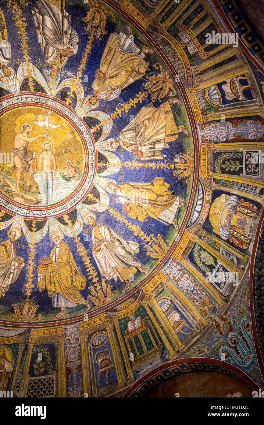 Baptism of christ ravenna hi-res stock photography and images - Alamy