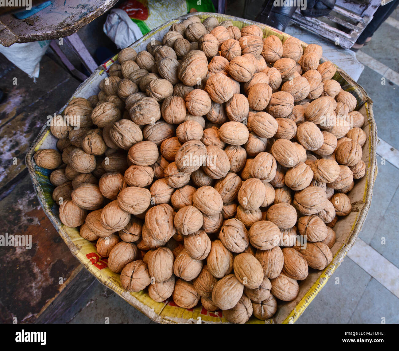 Nuts and dried fruit for sale in the Khari Baoli Spice Market, Old ...