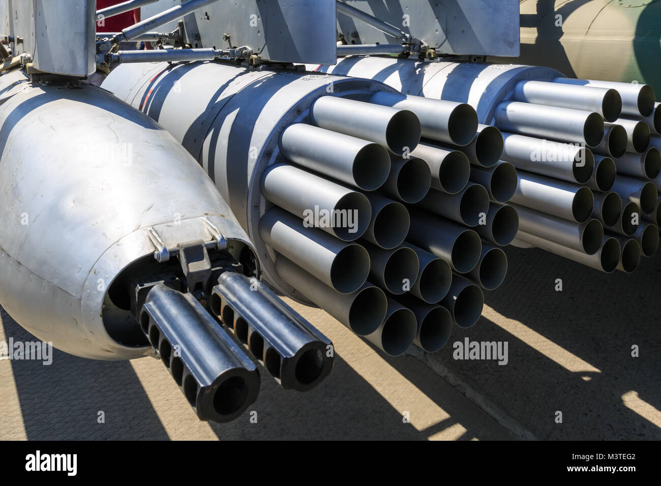 Hanging gun and launch devices for uncontrolled missiles mounted on ...