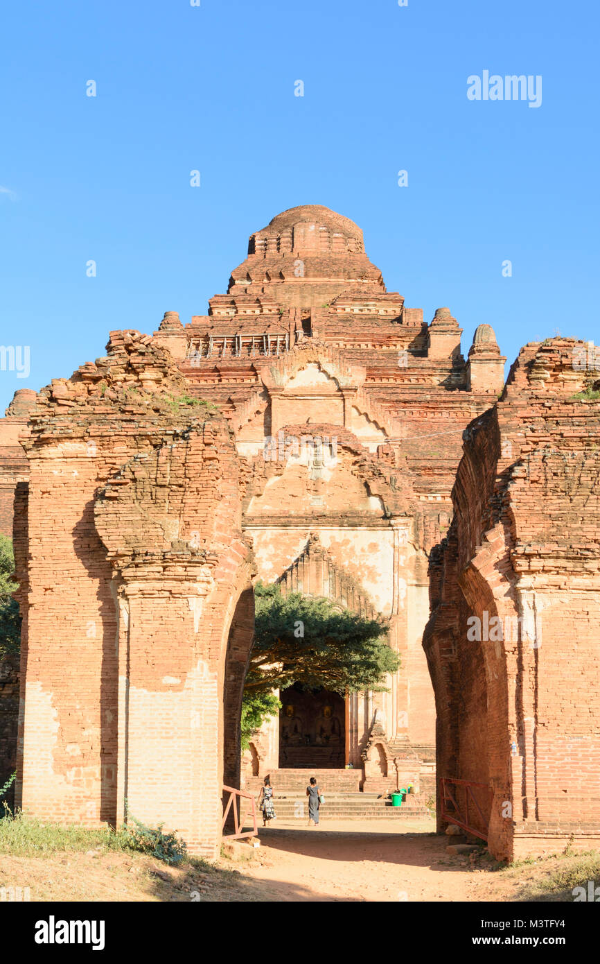 Bagan: Dhammayangyi Temple, , Mandalay Region, Myanmar (Burma Stock ...