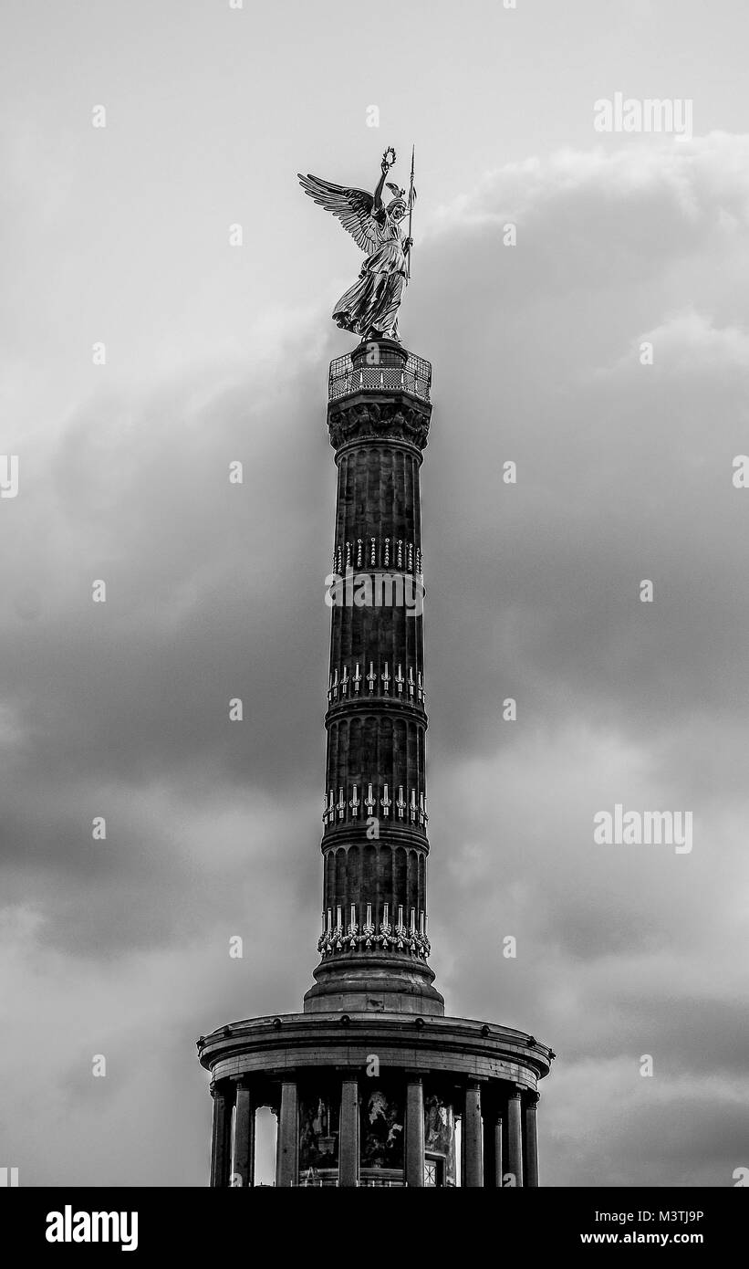 BERLIN-APRIL: The Berlin victory column( Siegessaule ) as seen from the ...