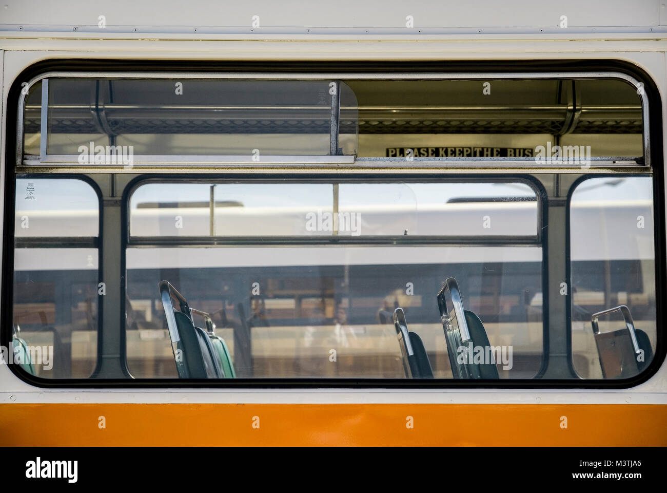 Vintage bus images hi-res stock photography and images - Alamy