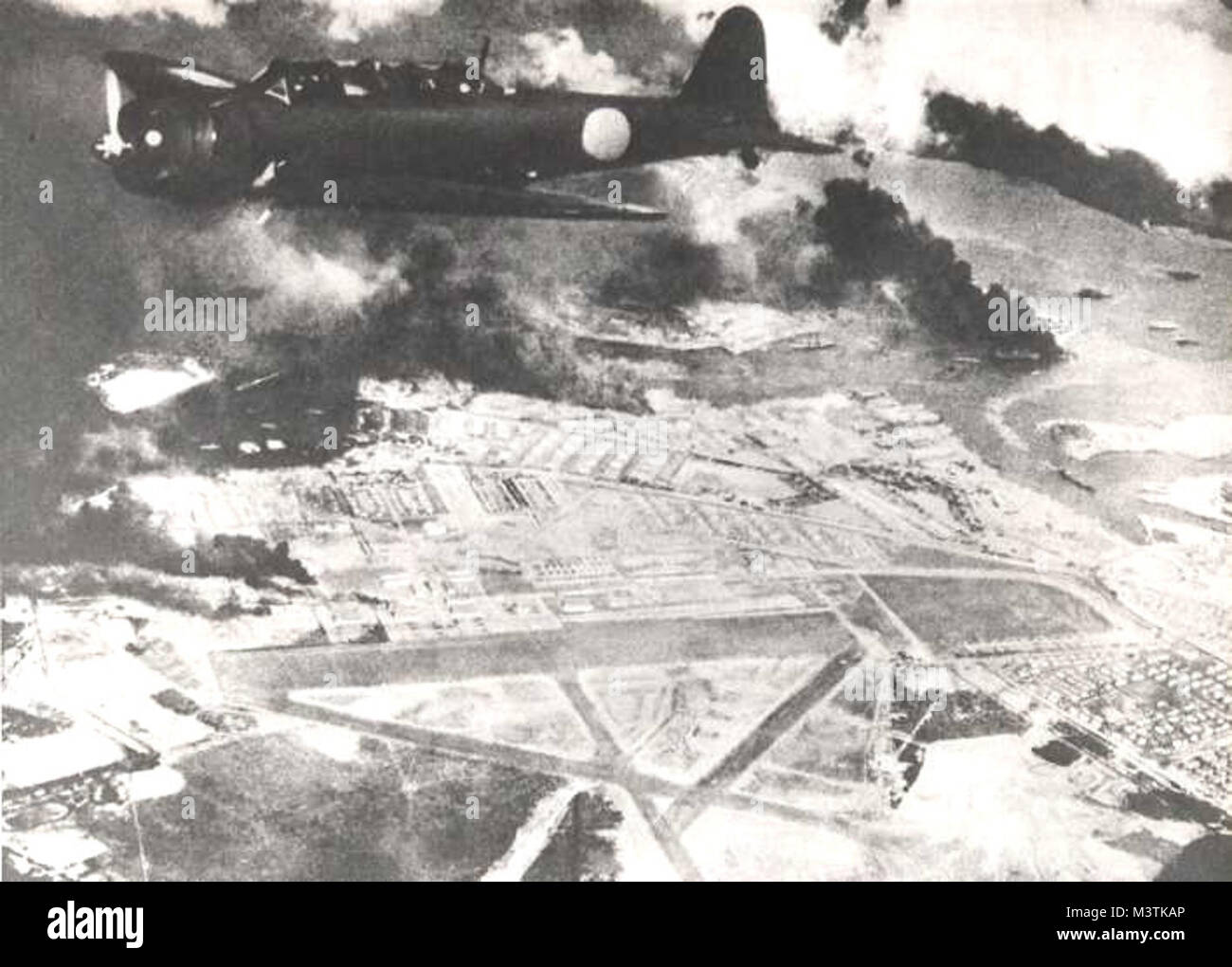 File:Pearl Harbor- Nakajima B5N2 over Hickam- 80G178985.jpg Second wave ...