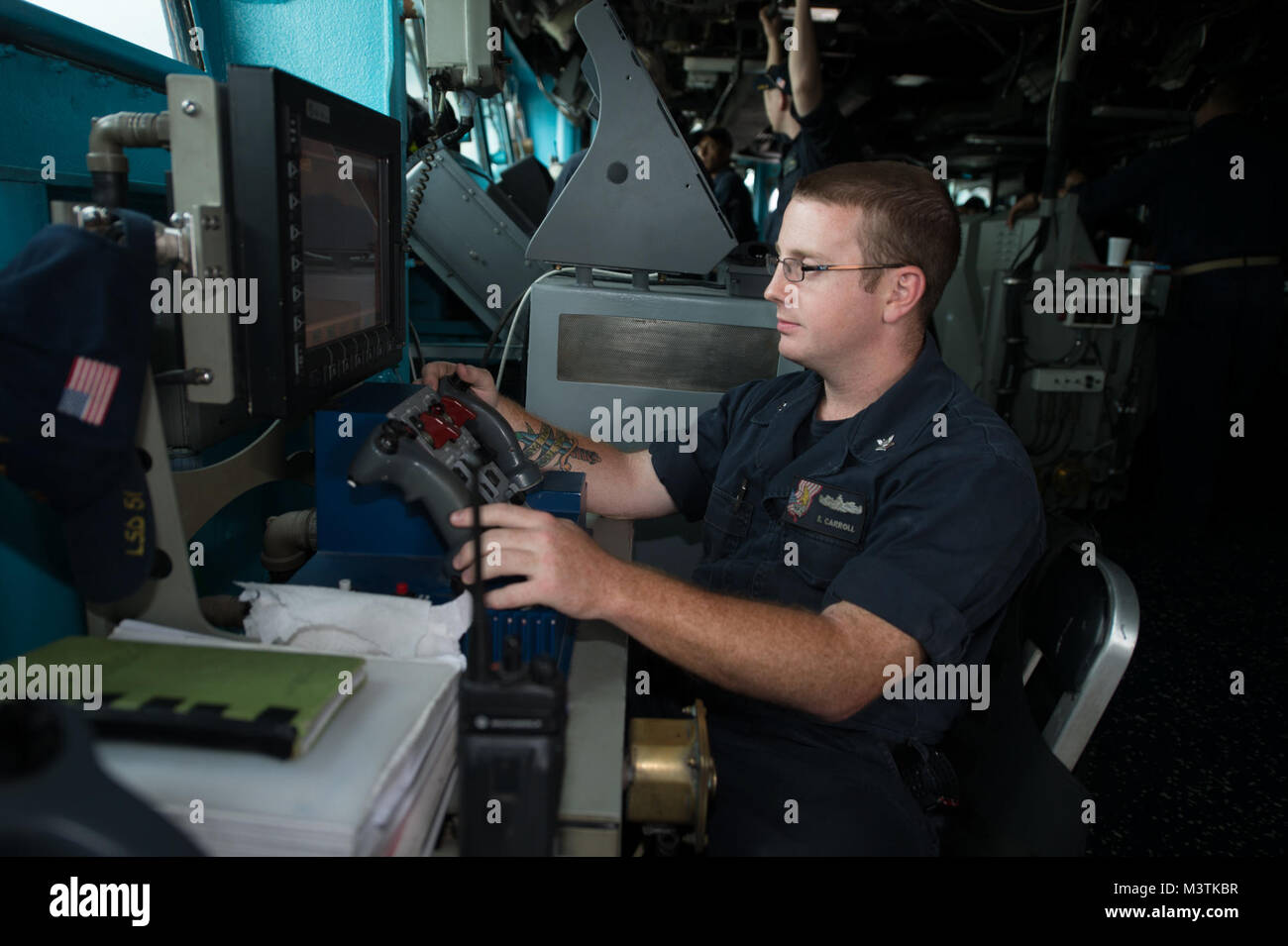 160621-N-XB010-051 PANAMA CANAL (Jun. 21, 2016) - Quartermaster 2nd ...