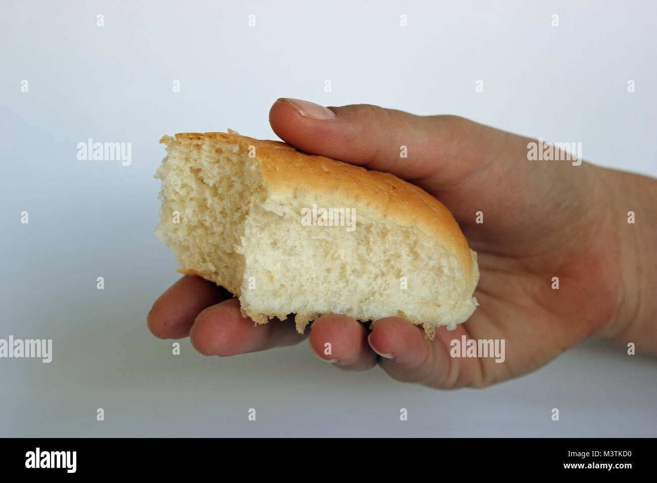 Hotdog bun hi-res stock photography and images - Alamy