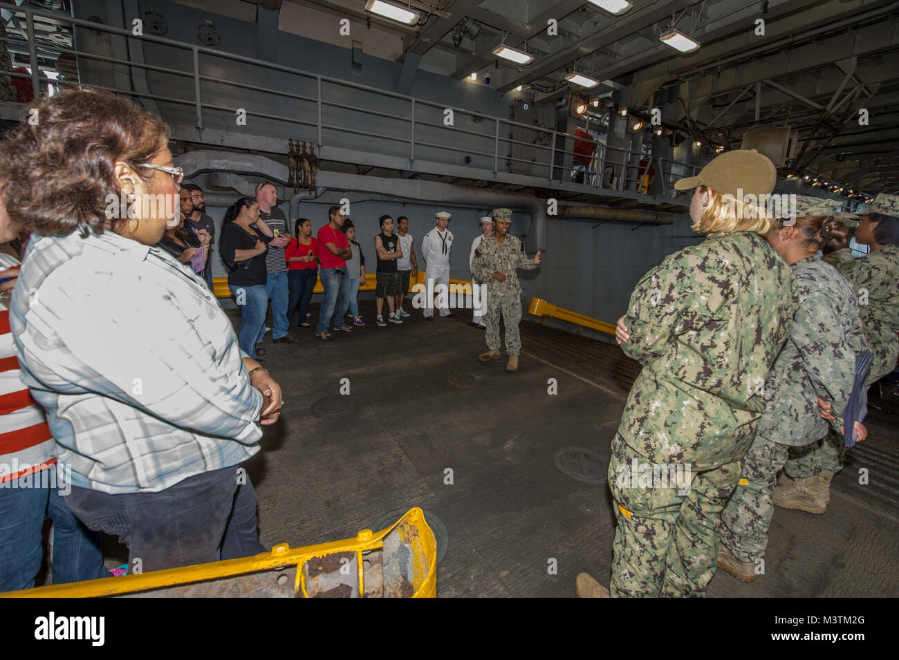 BALBOA, Panama (Jun. 27, 2016) - Boatswain's Mate 3rd Class Chelsea ...