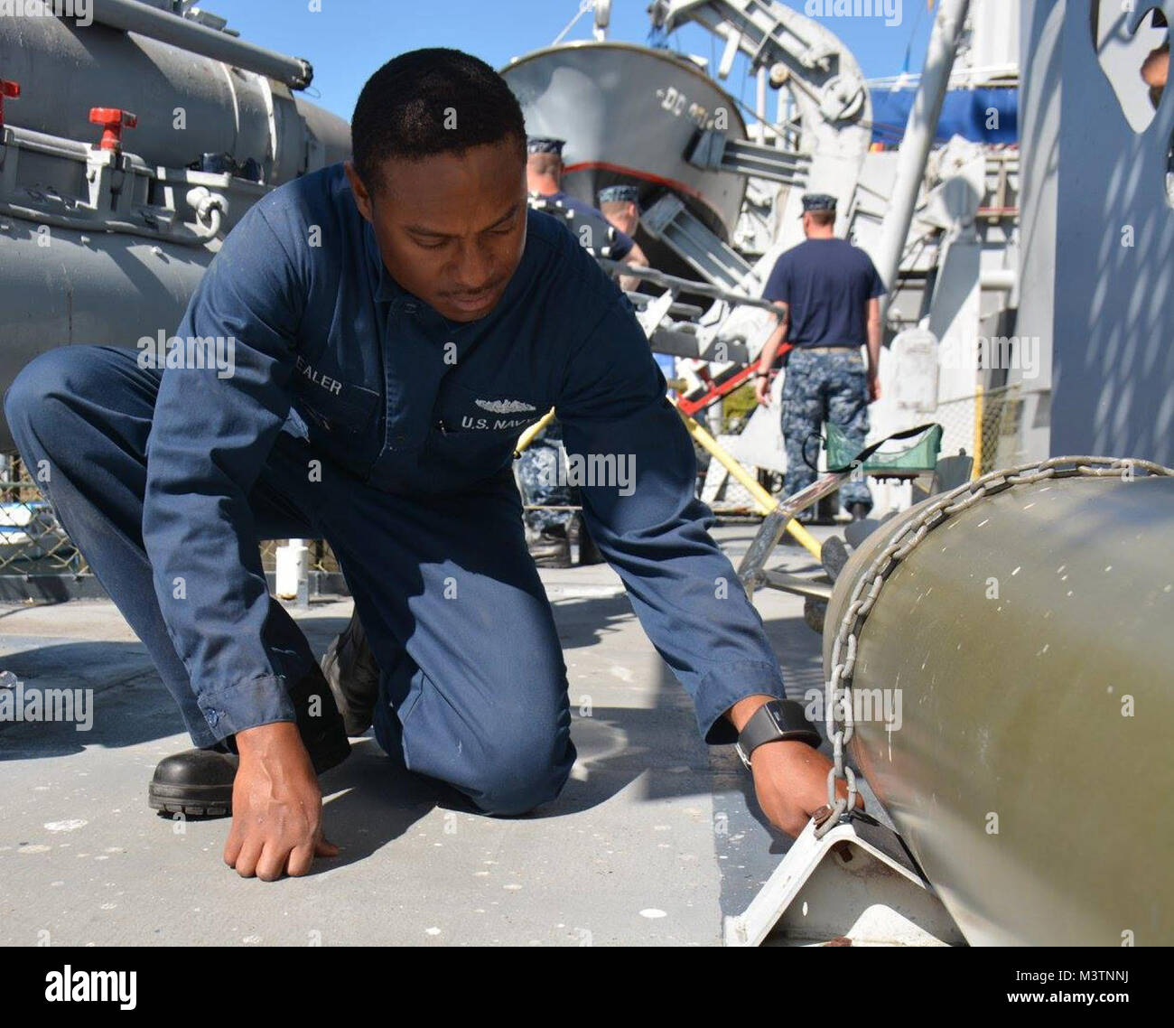 160817-N-SP496-027 BREMERTON, Wash. (Aug. 17, 2016) - Information ...