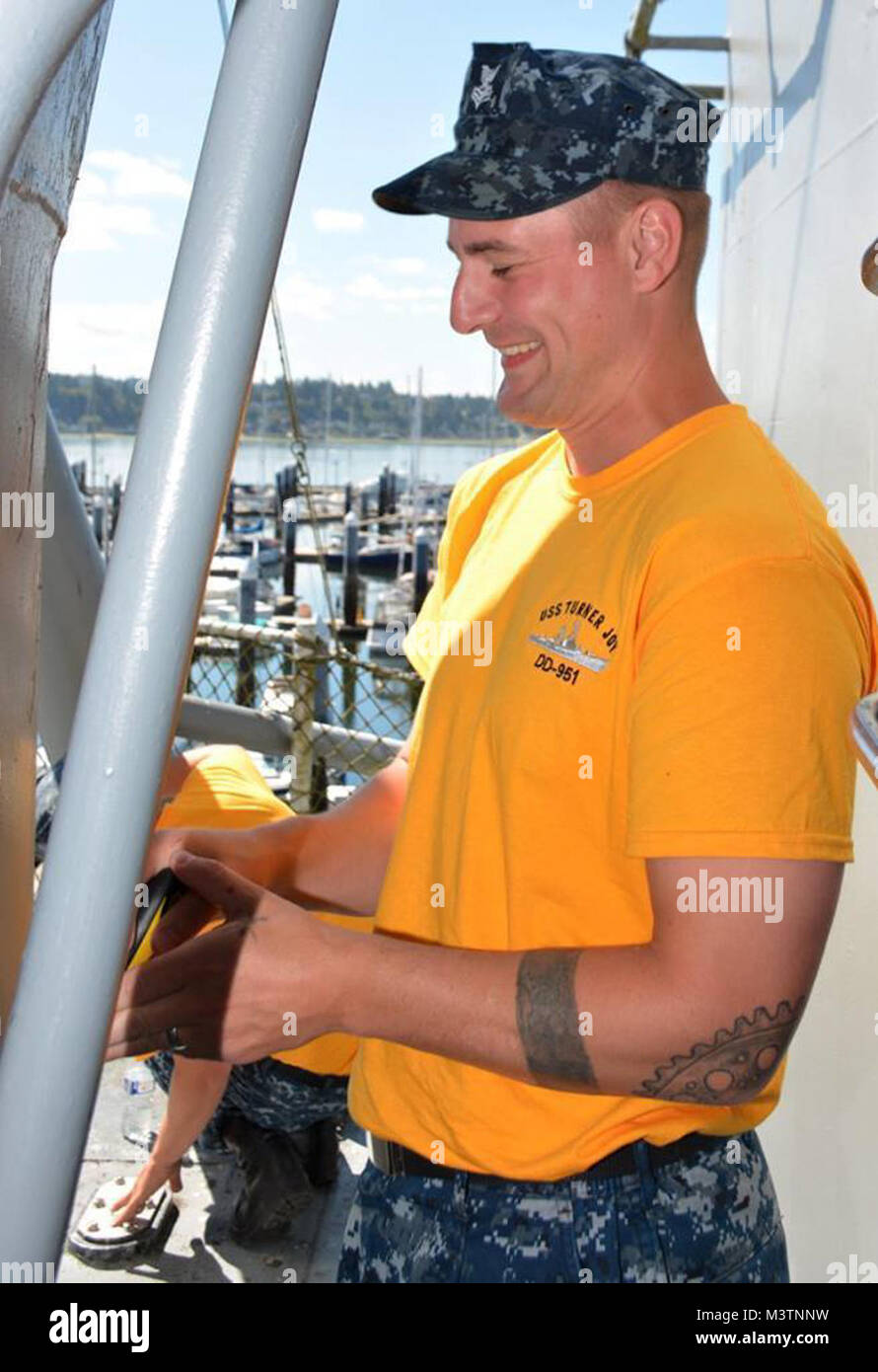 Uss turner joy hi-res stock photography and images - Alamy
