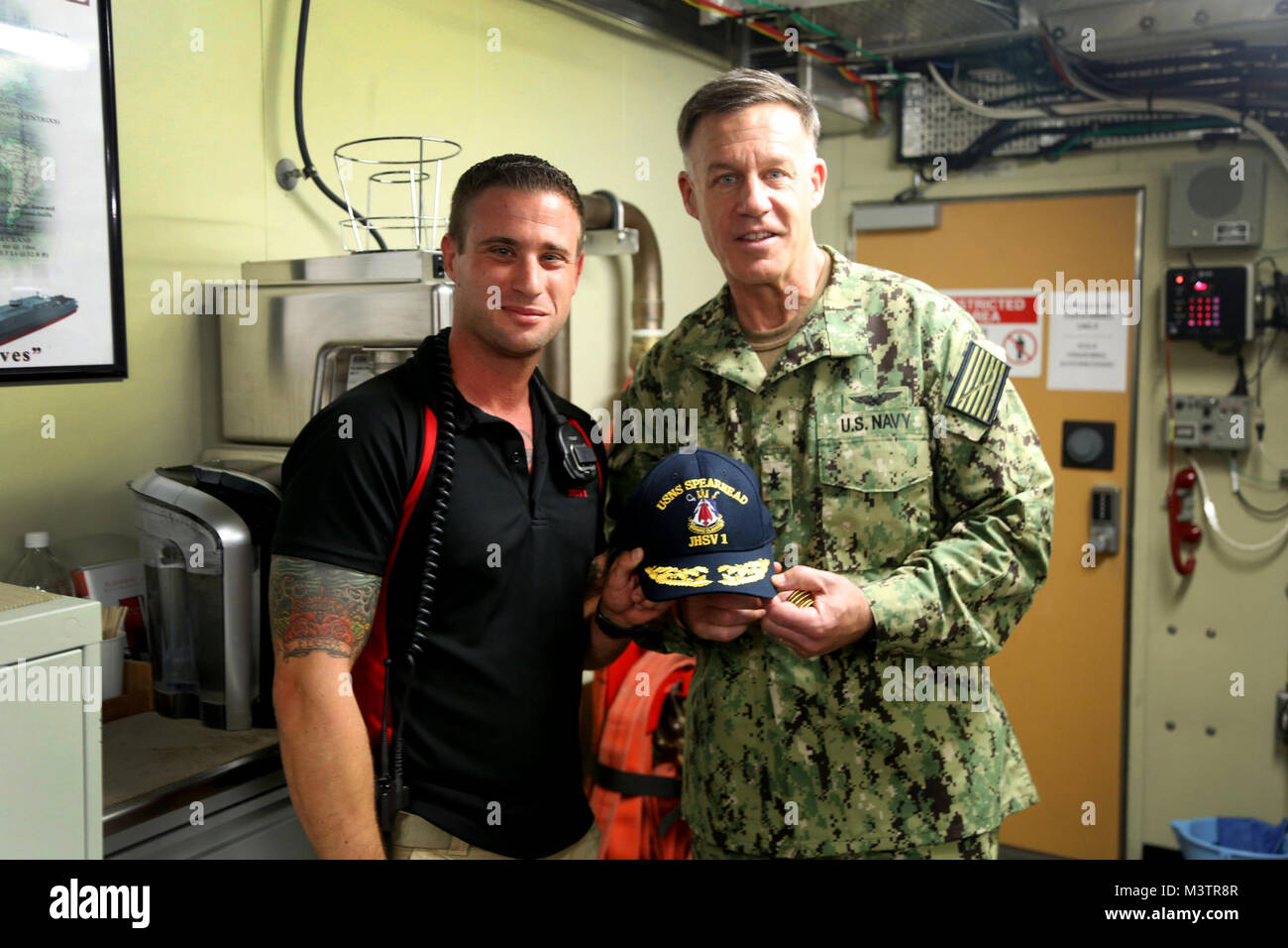 GULF OF PANAMA (Sept. 25, 2016) - USNS Spearhead (T-EPF 1) Chief Mate ...