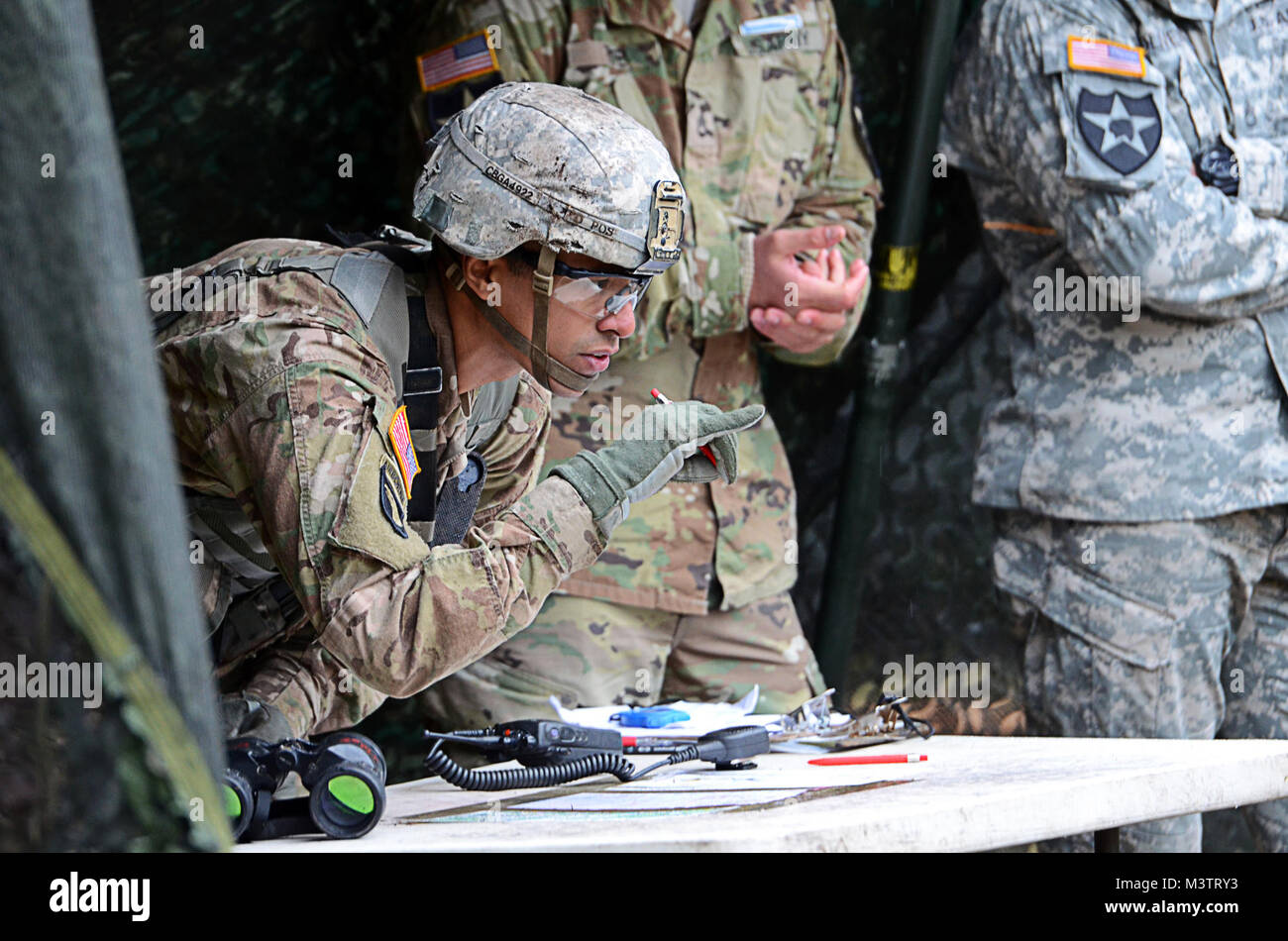 1 2 stryker brigade combat team hi-res stock photography and images - Alamy