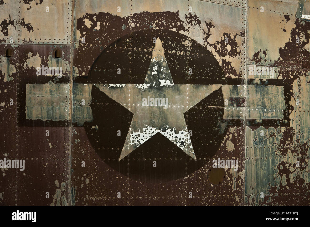 Airforce national star insignia hi-res stock photography and images - Alamy