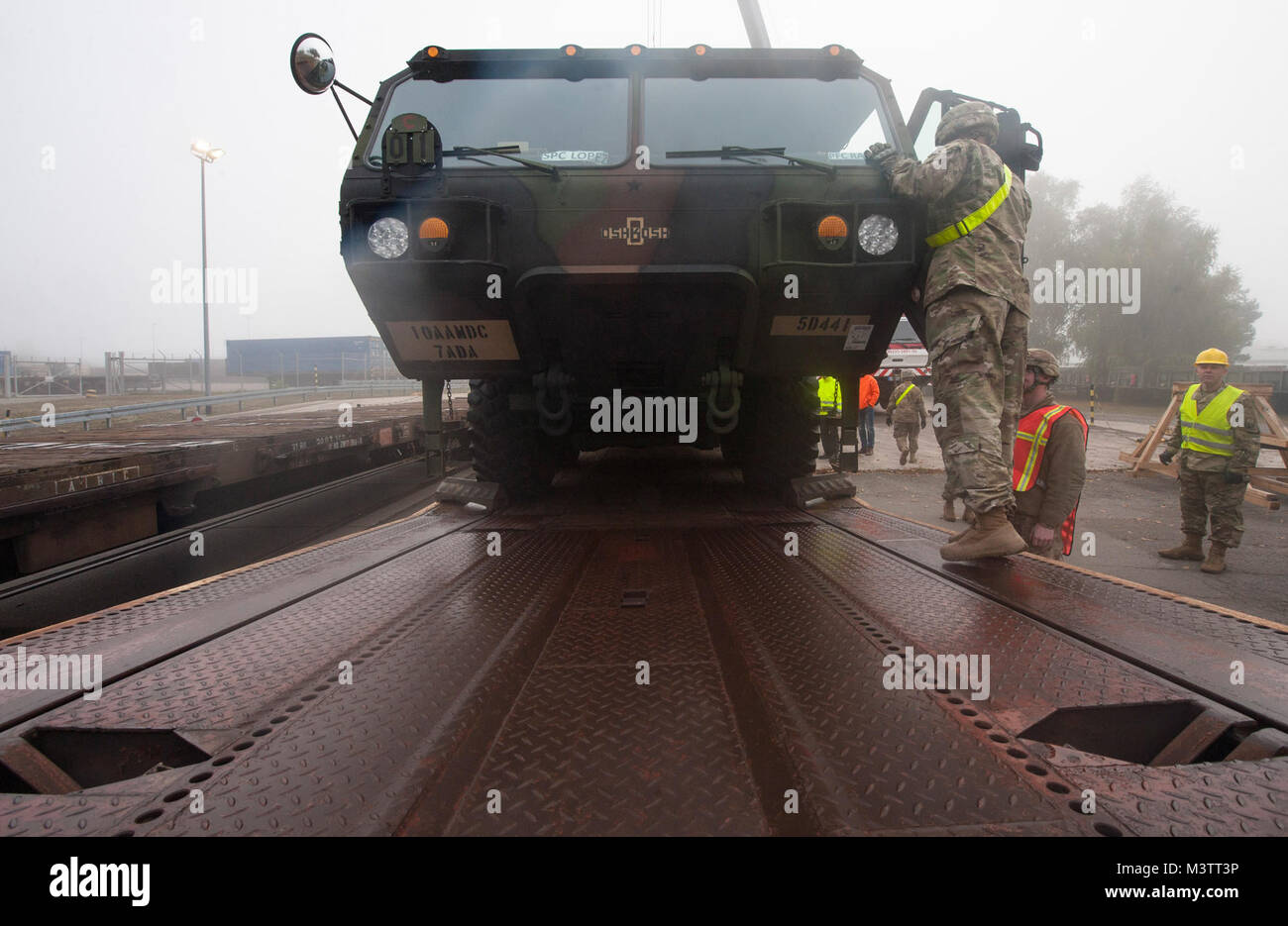 U.S. Army Soldiers, with the 5th Battalion, 7th Air Defense Artillery ...