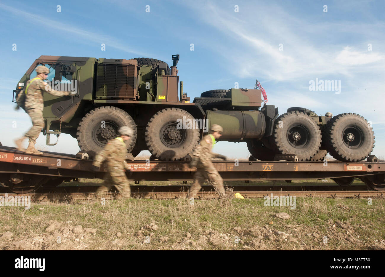 U.S. Army Soldiers, with the 5th Battalion 7th Air Defense Artillery ...