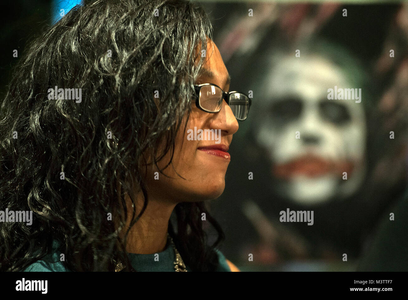 Air Force veteran Jacinda Jackson shows her work at an exposition ...