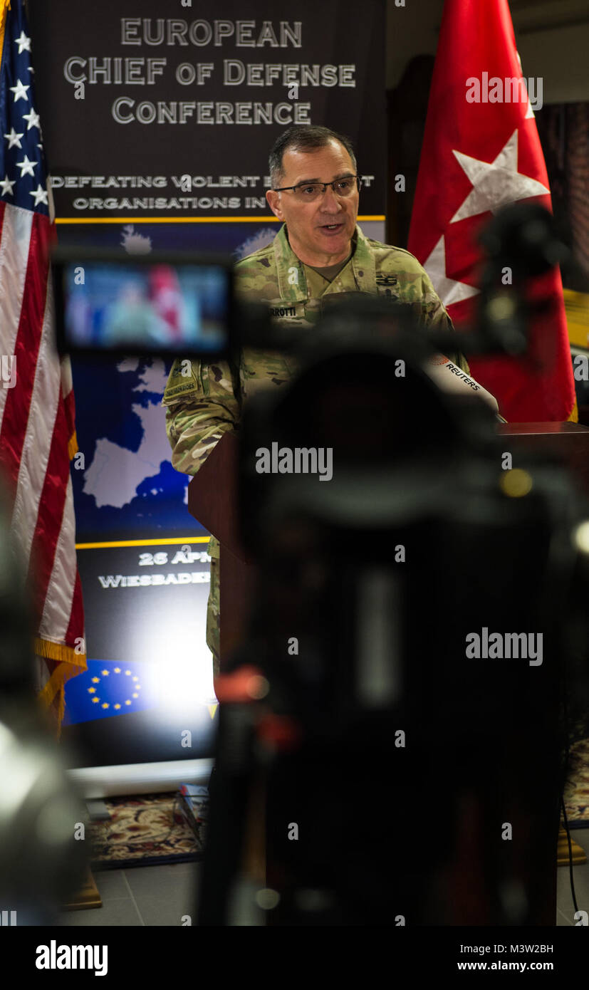WIESBADEN, Germany – U.S. Army General Curtis Scaparrotti (center ...