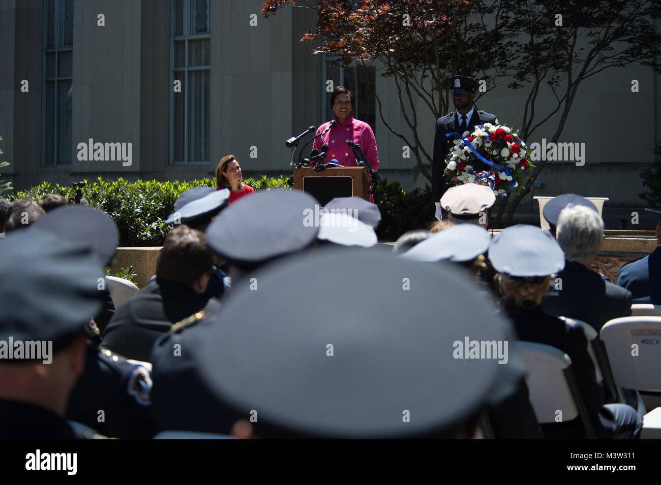 Annual washington area police memorial service hi-res stock photography ...