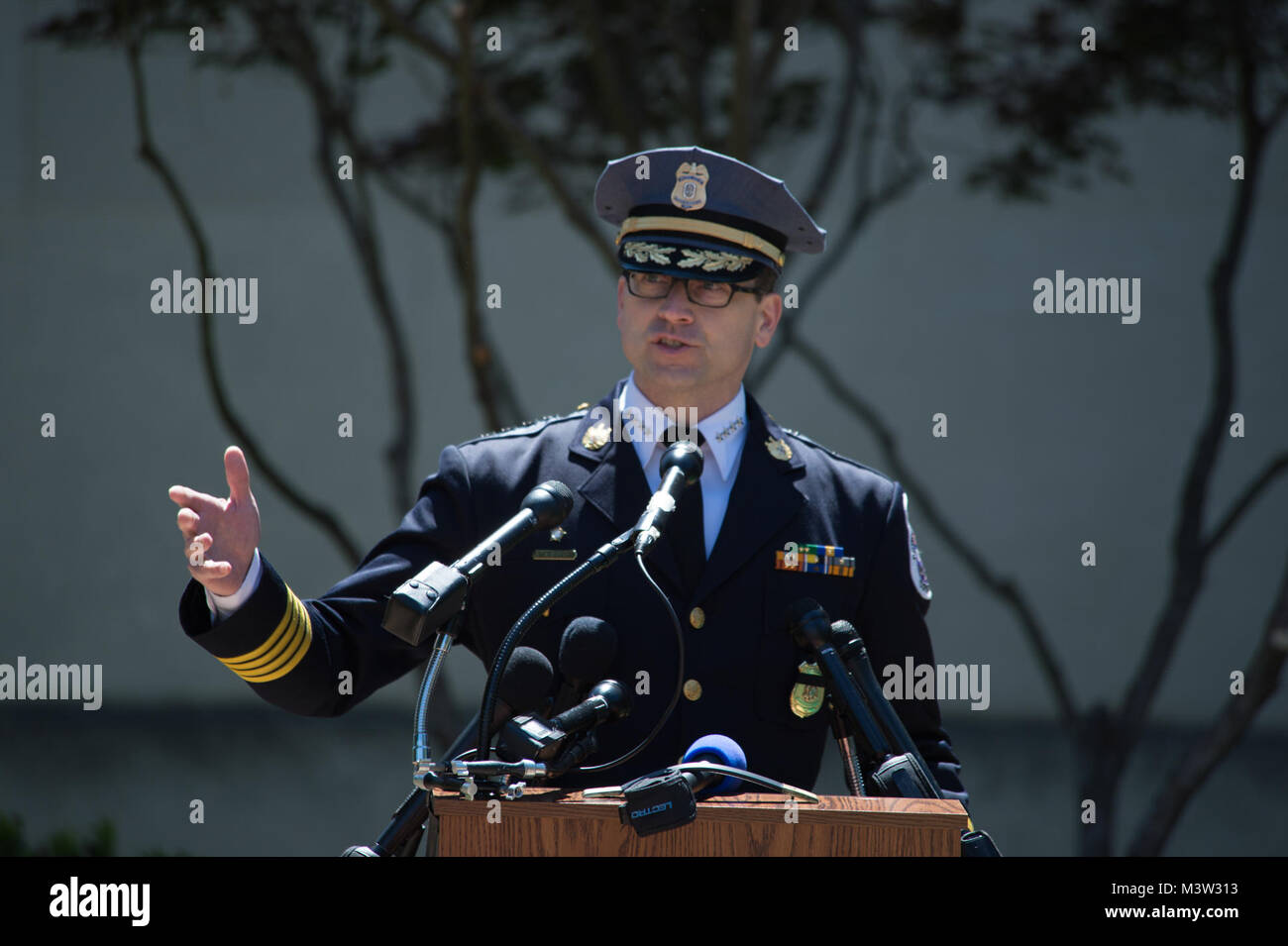 Annual washington area police memorial service hi-res stock photography ...