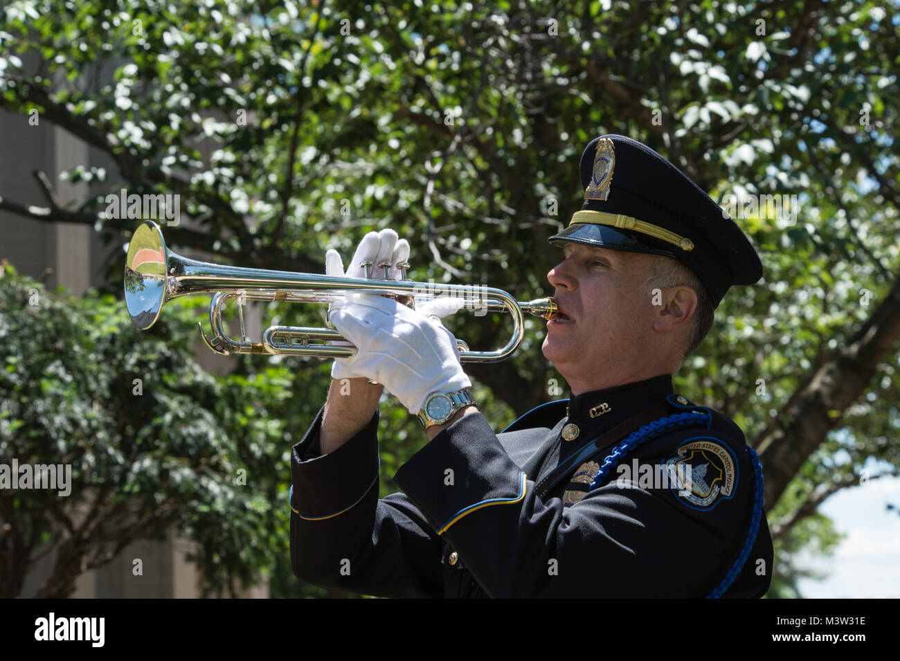 Annual washington area police memorial service hi-res stock photography ...