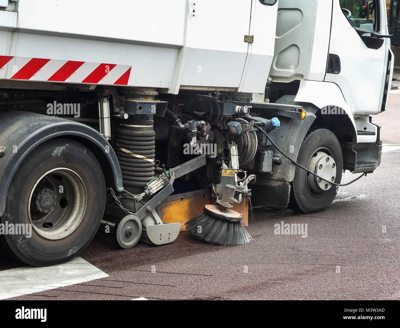 Cleaning truck hi-res stock photography and images - Alamy