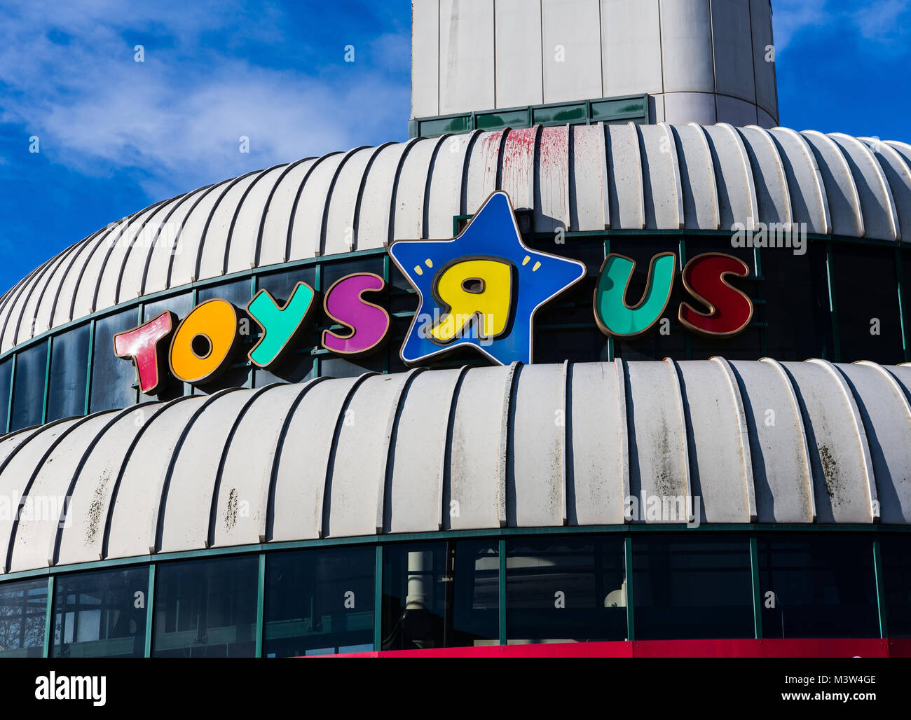 Toys r us logo hi-res stock photography and images - Alamy