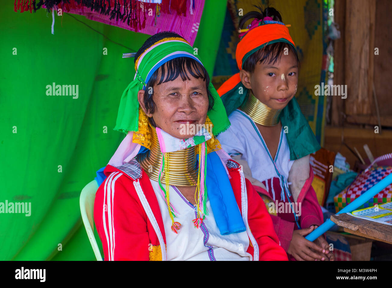 Portrait of Kayan tribe woman in Kayan state Myanmar Stock Photo - Alamy