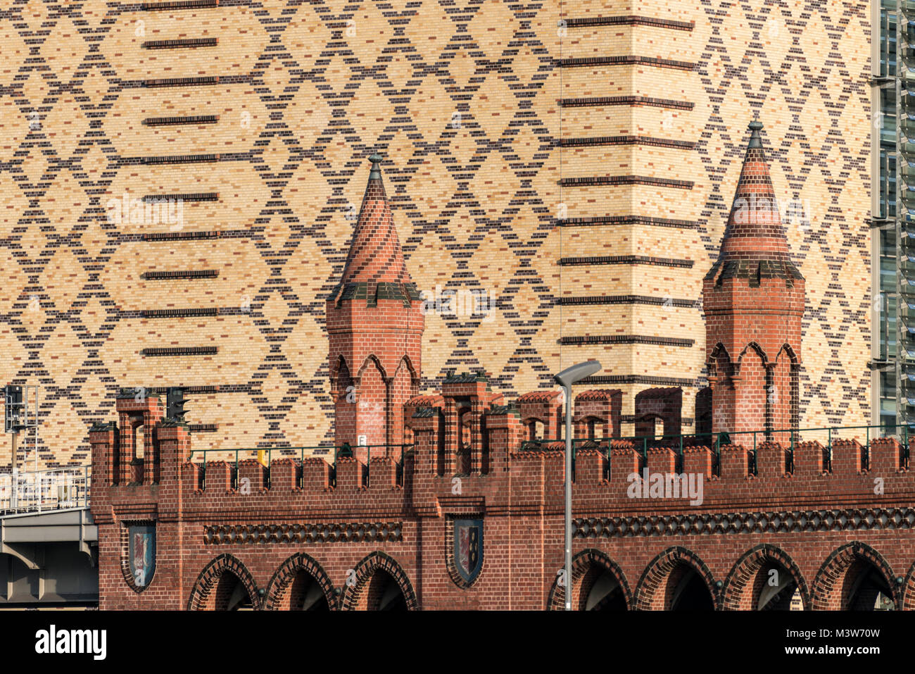 Oberbaum bridge, Oberbaumbruecke, Universal building, Friedrichshain ...