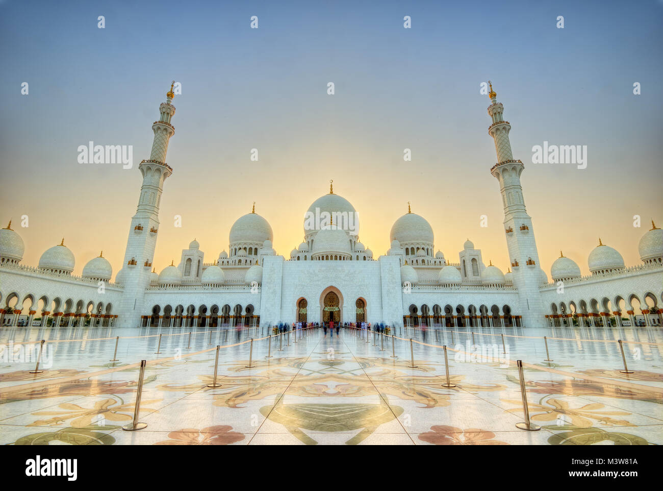 Sheikh Zayed Mosque taken in 2015 Stock Photo - Alamy