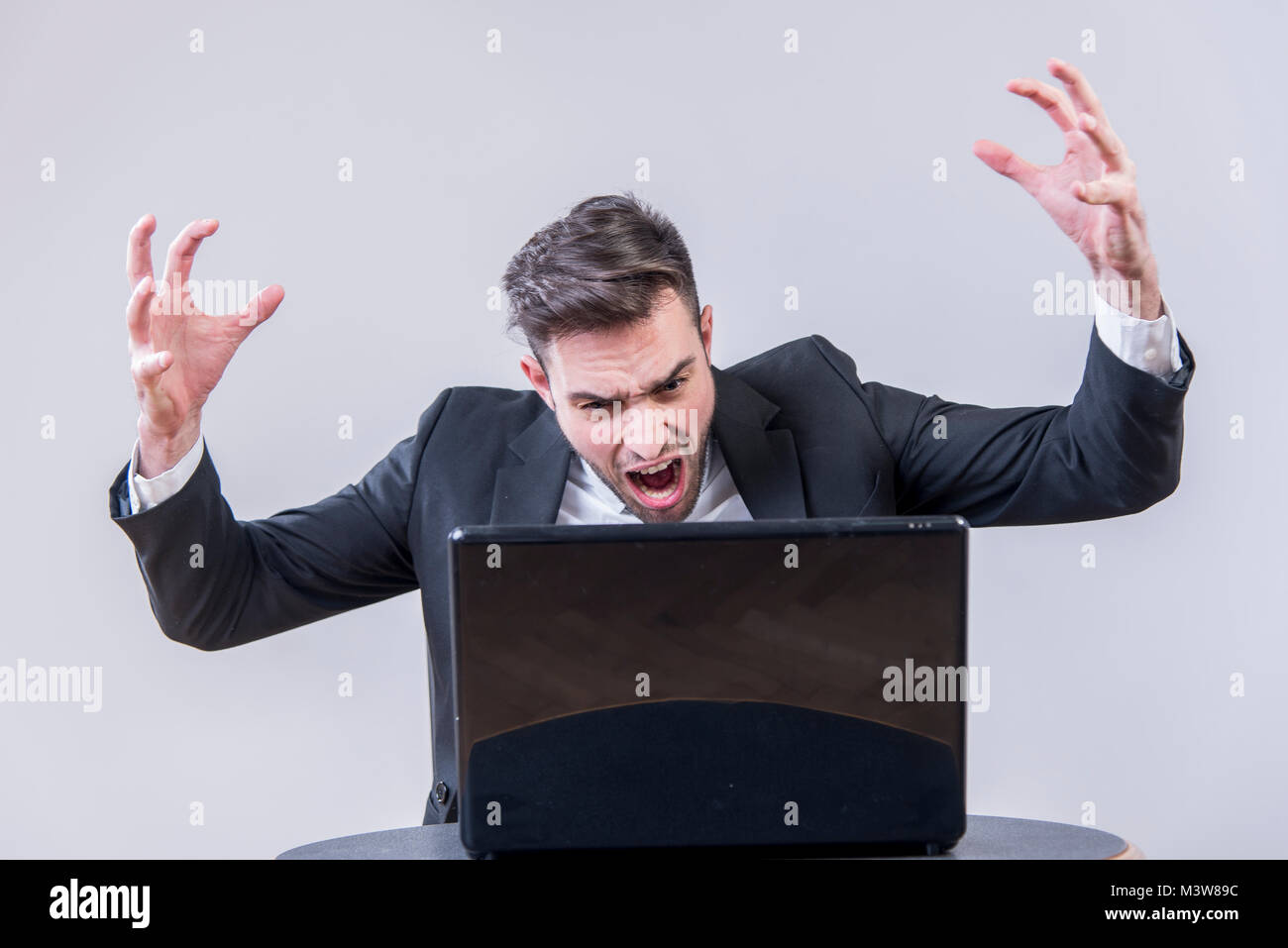 Angry face shout hi-res stock photography and images - Alamy