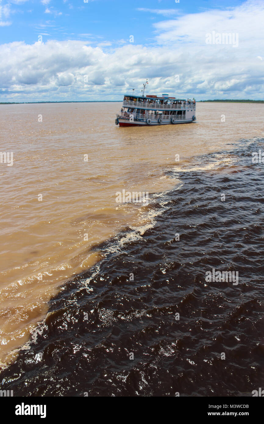 Solimoes river hi-res stock photography and images - Alamy
