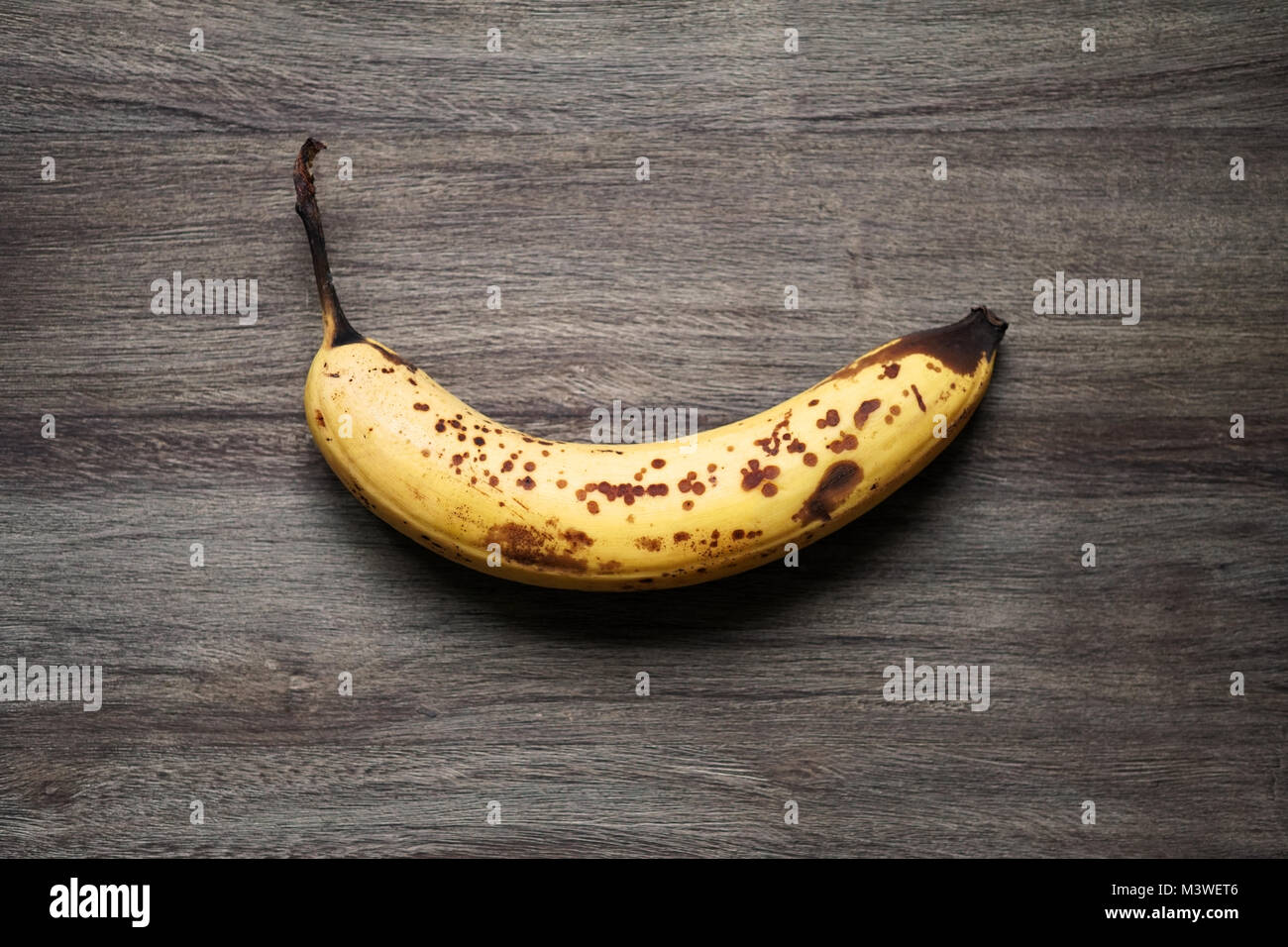 Banana brown spots hi-res stock photography and images - Alamy