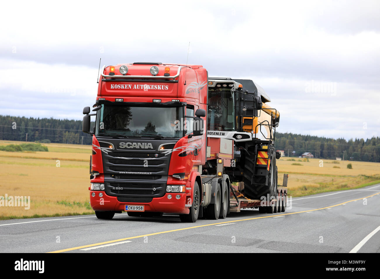 KOSKI TL, FINLAND - SEPTEMBER 15, 2017: Red Scania R580 semi trailer of ...