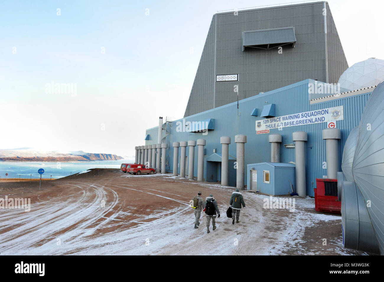 Ballistic missile early warning system hi-res stock photography and ...