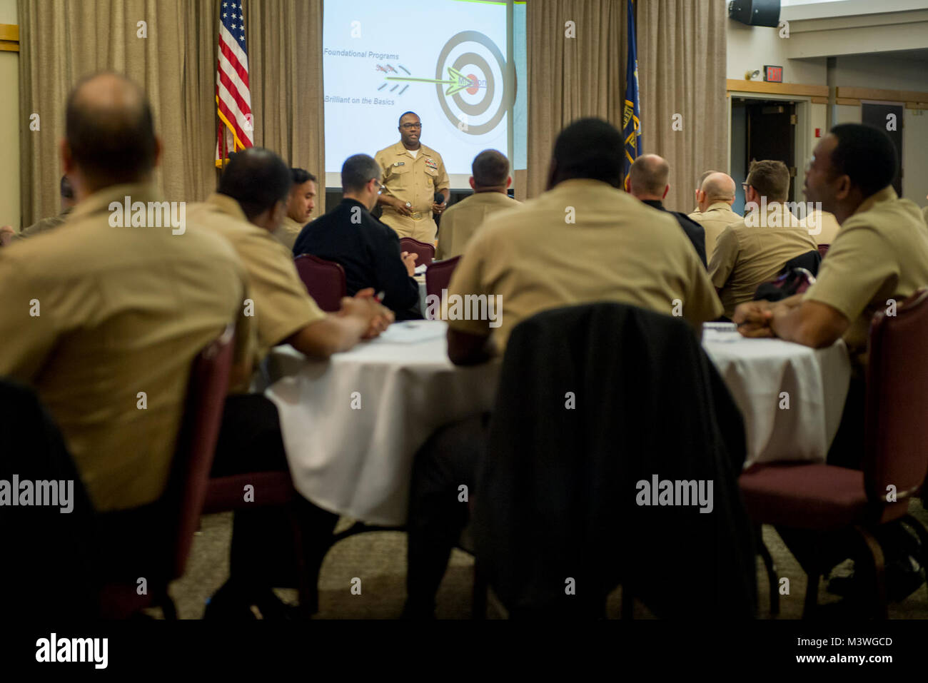 170515-N-ZP059-027 SILVERDALE, Wash. (May 15, 2017) Ð Command Master ...