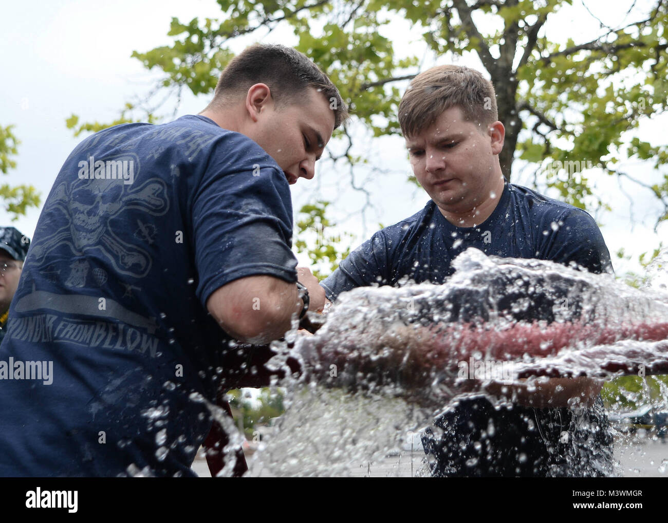 170728-N-VH385-009 SILVERDALE, Wash. (July 28, 2017) Machinists Mate ...