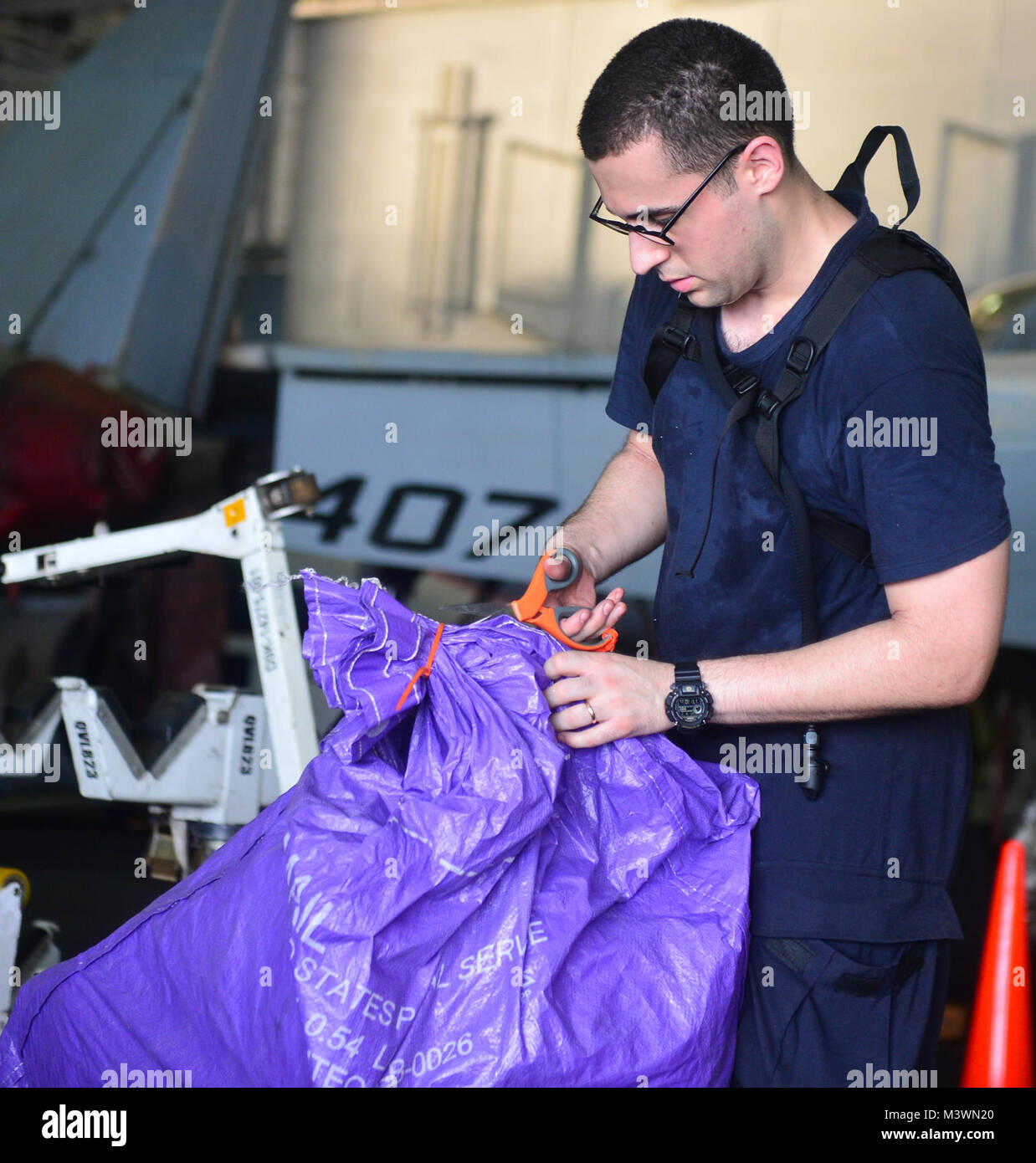 ARABIAN GULF (Aug. 2, 2017) U.S. Navy Logistics Specialist 3rd Class ...