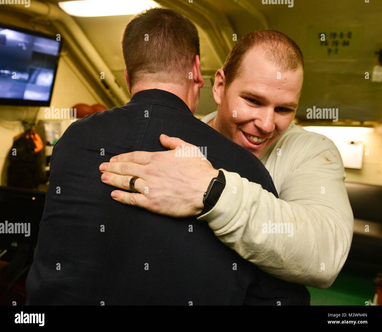 ARABIAN GULF (Aug. 4, 2017) U.S. Navy Capt. Kevin P. Lenox, commanding ...